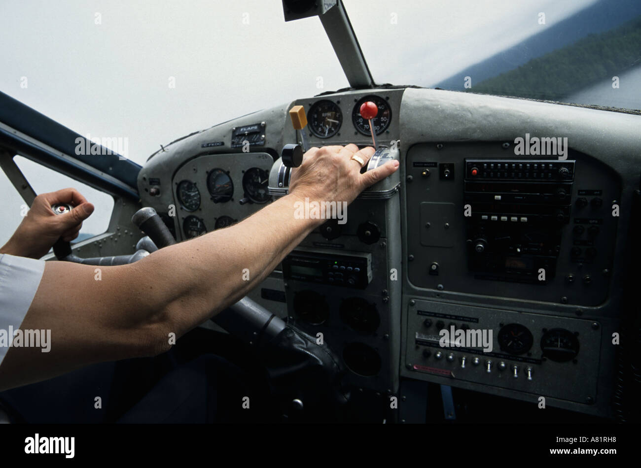 Float plane cockpit hi-res stock photography and images - Alamy