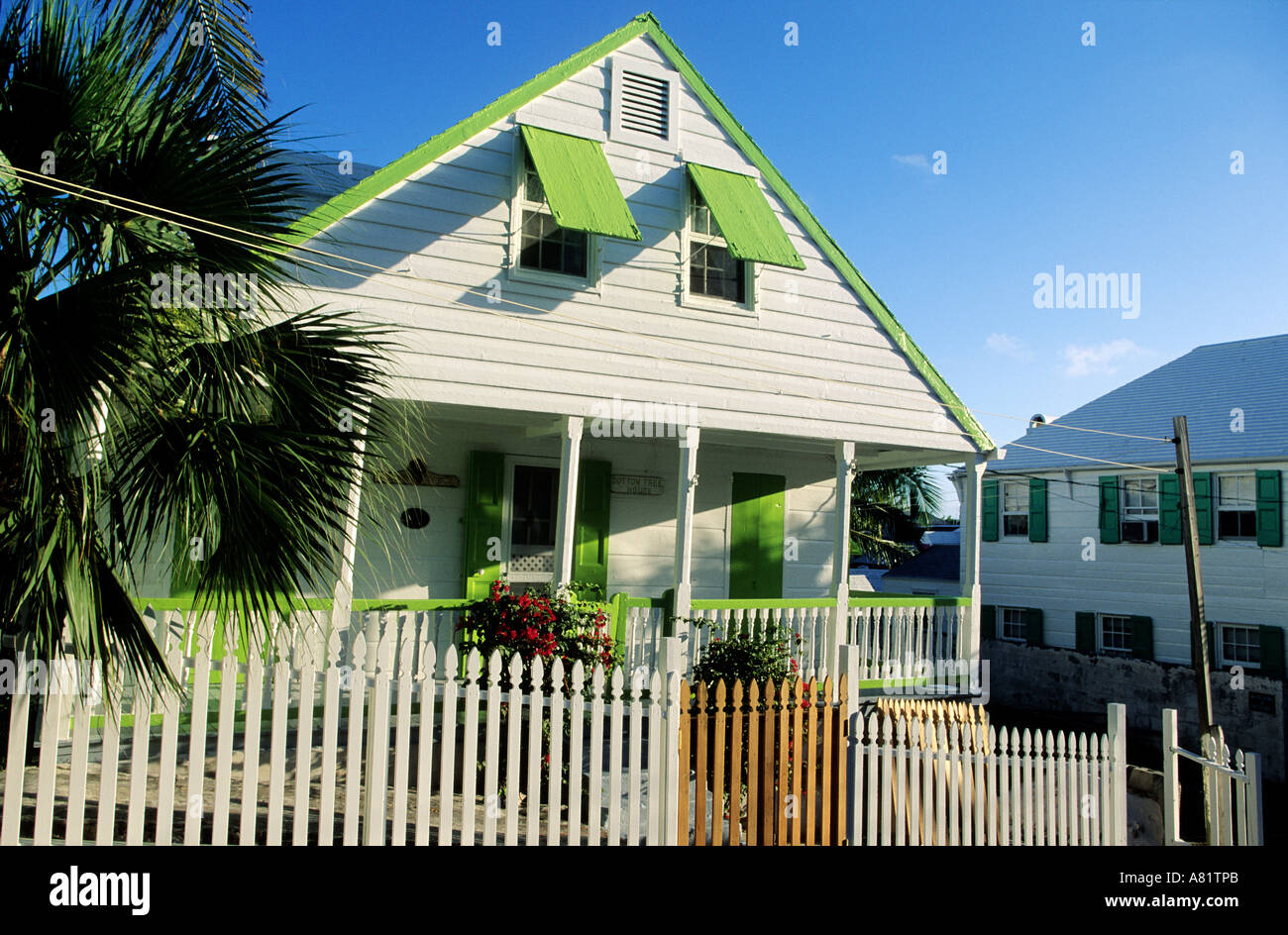 Bahamas harbour island colonial architecture hi-res stock photography ...