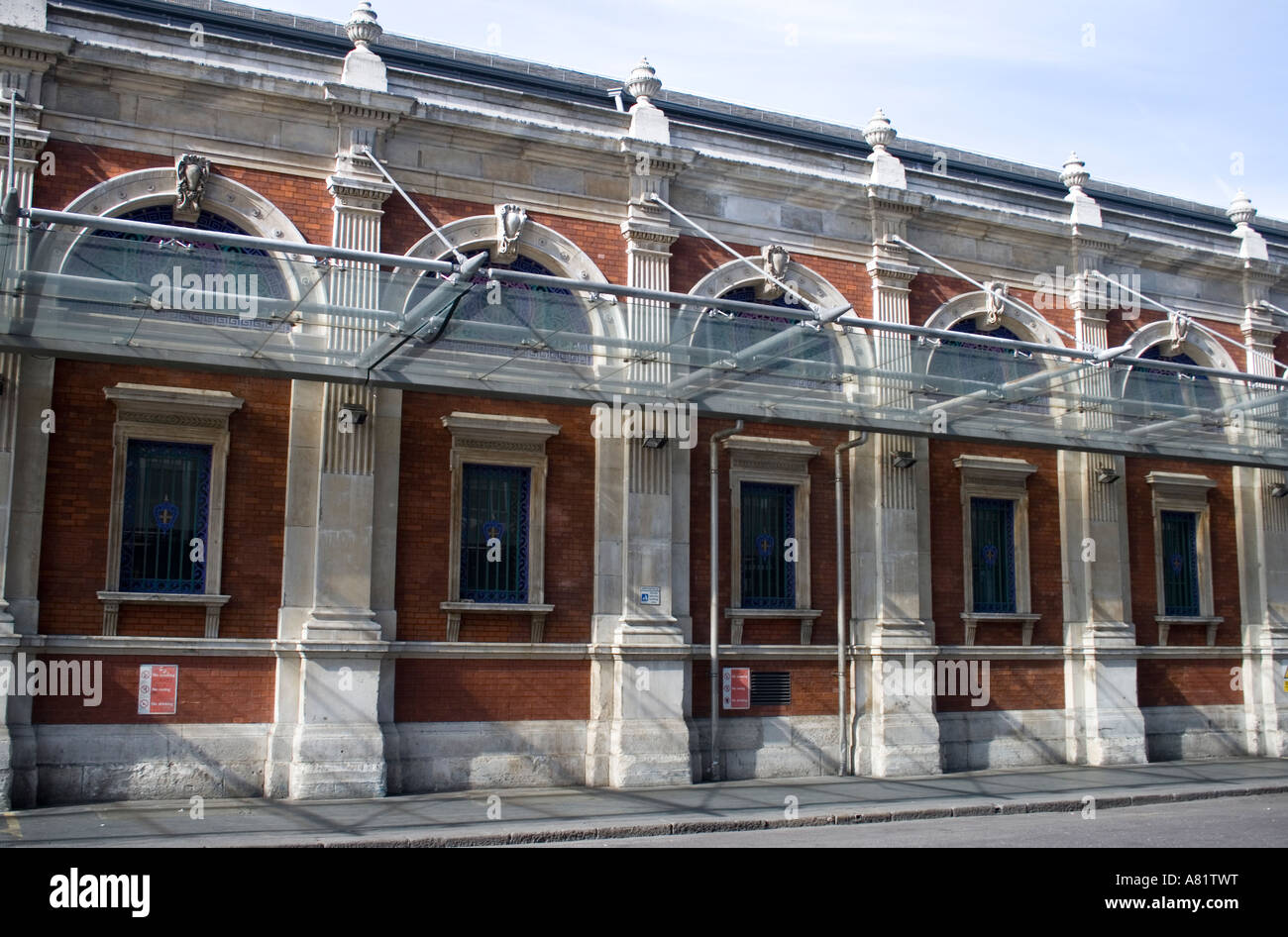 Smithfield Meat Market London Stock Photo - Alamy