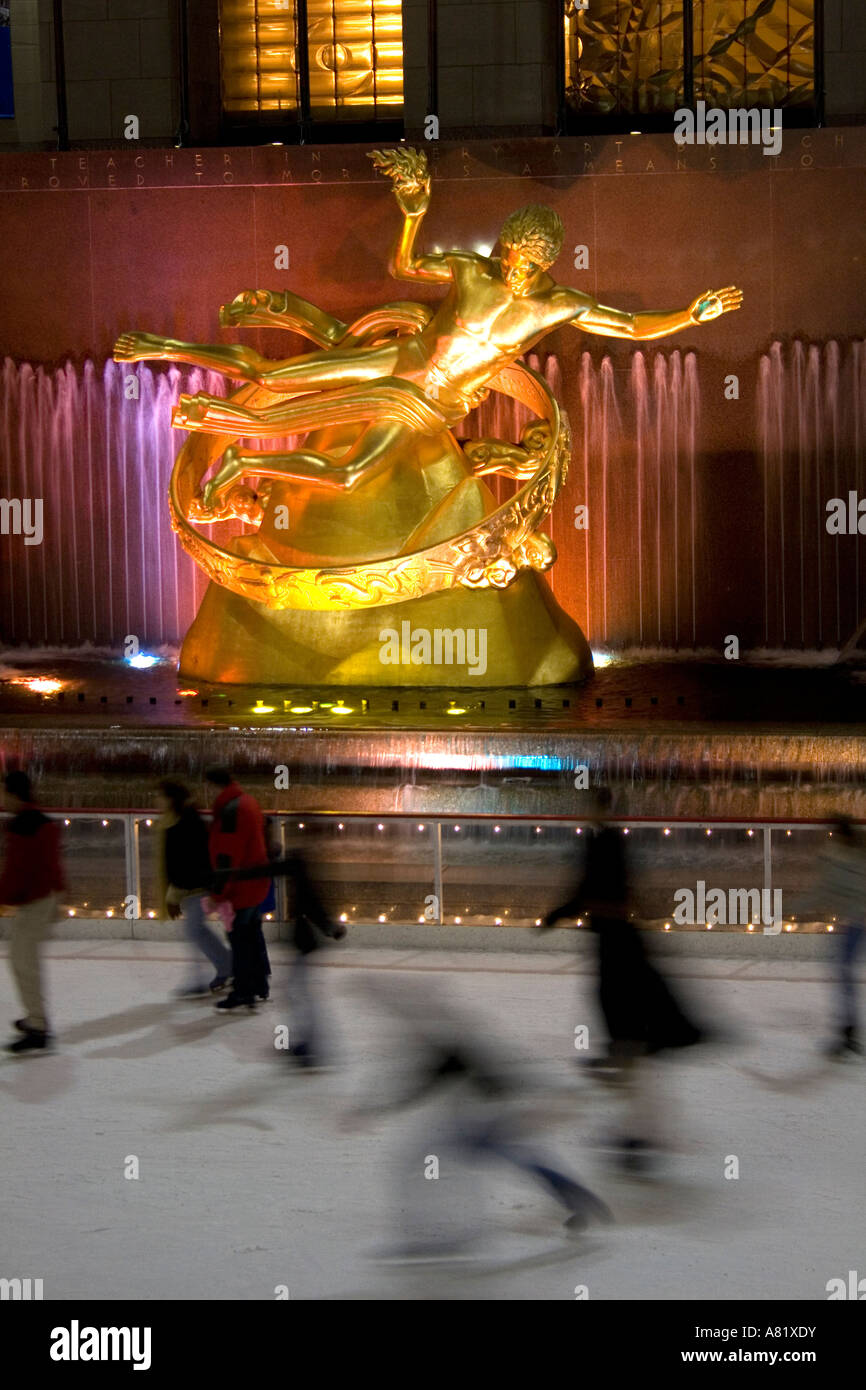Ice Rink Rockefeller Centre New York City Stock Photo - Alamy