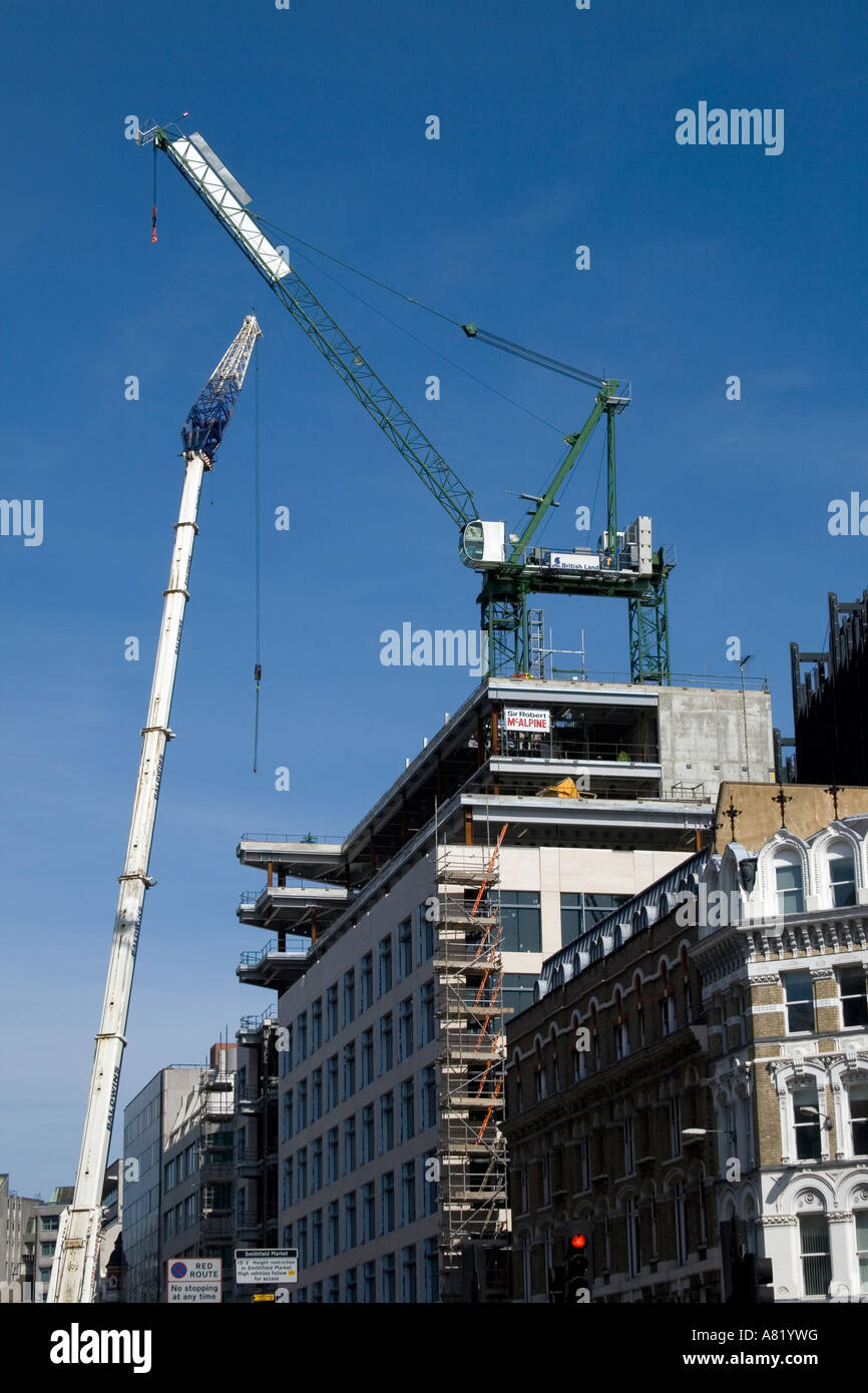 Construction site london england hi-res stock photography and images ...