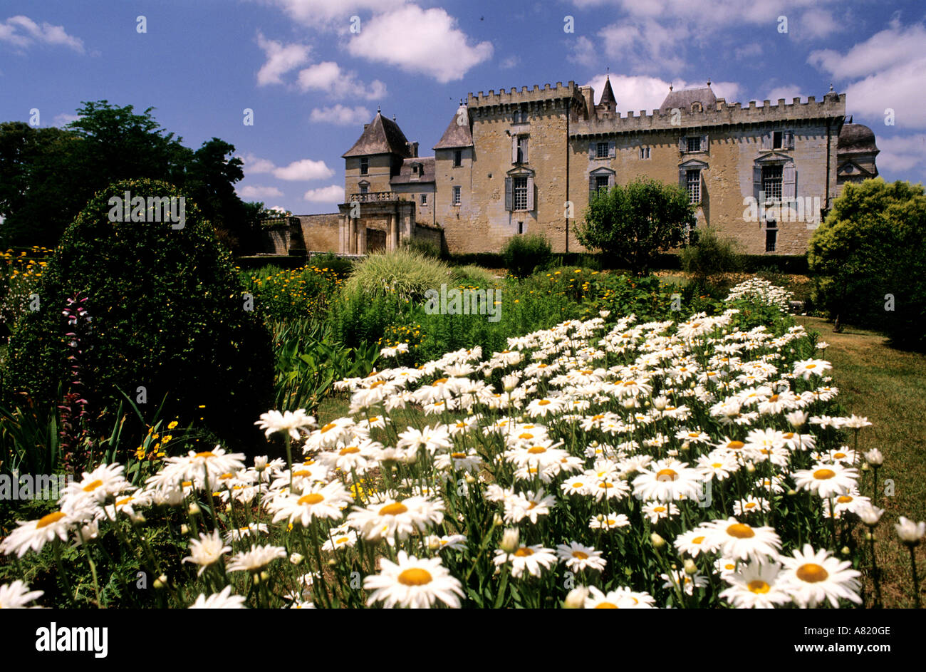 Vayres castle hi-res stock photography and images - Alamy