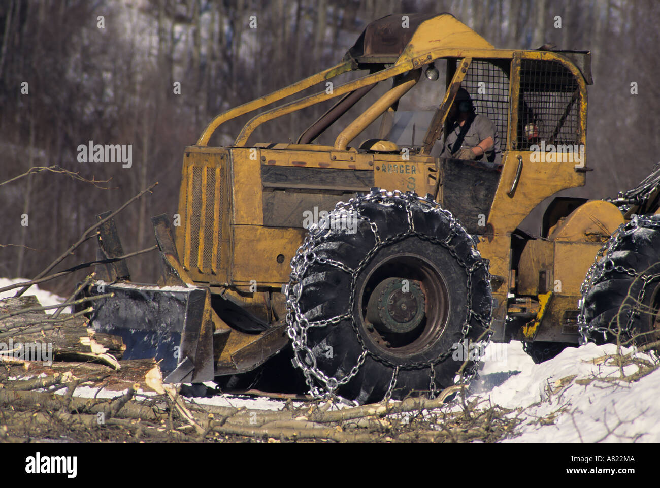 Logging skidder hi-res stock photography and images - Alamy