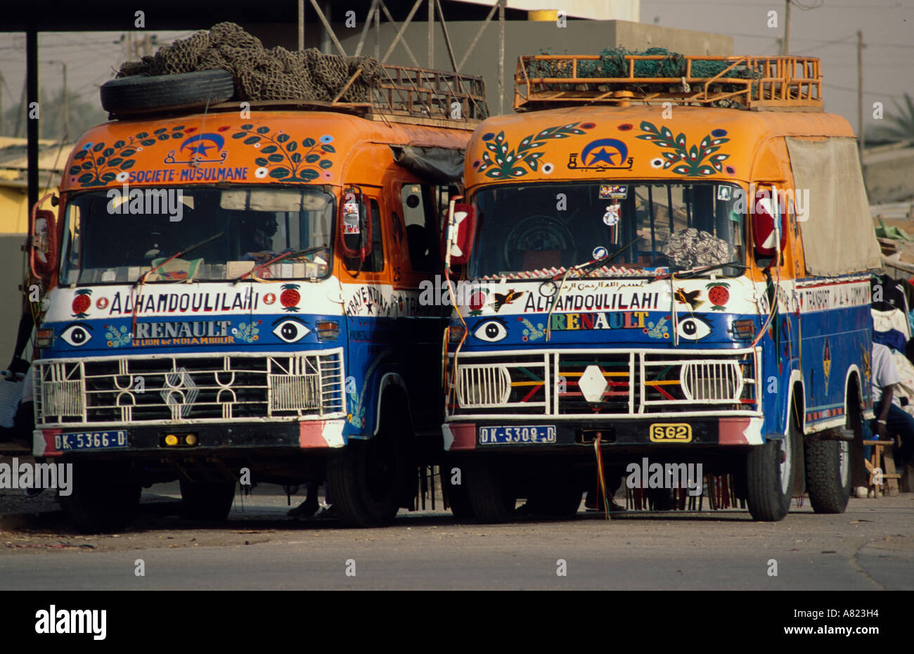 Senegal, Dakar, fast buses Stock Photo - Alamy