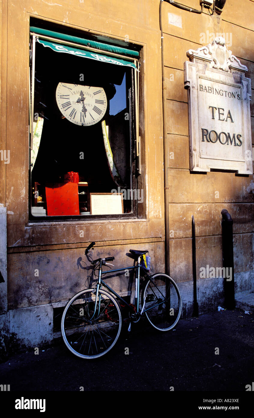 Tea room rome hi-res stock photography and images - Alamy