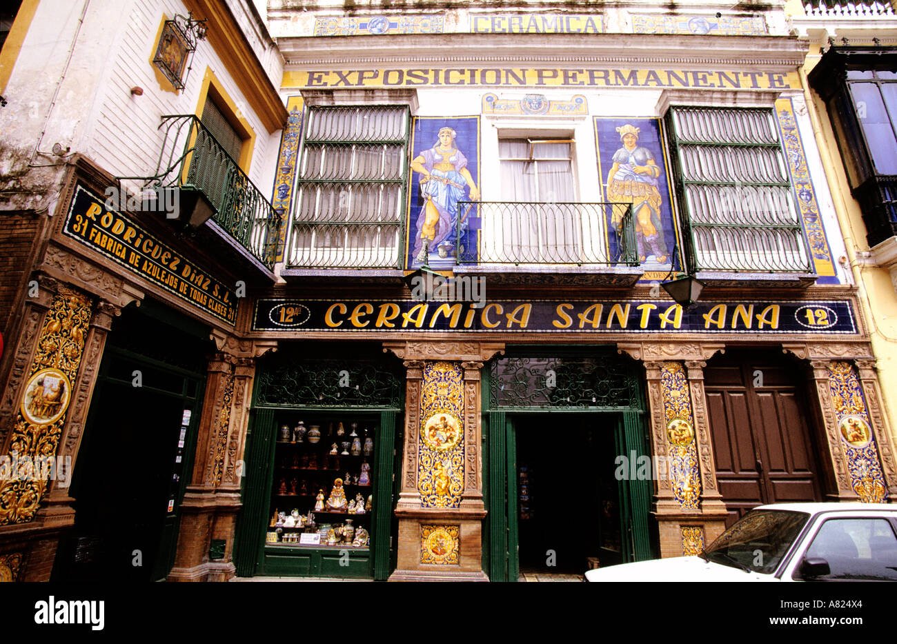 Triana ceramics seville spain hi-res stock photography and images - Alamy