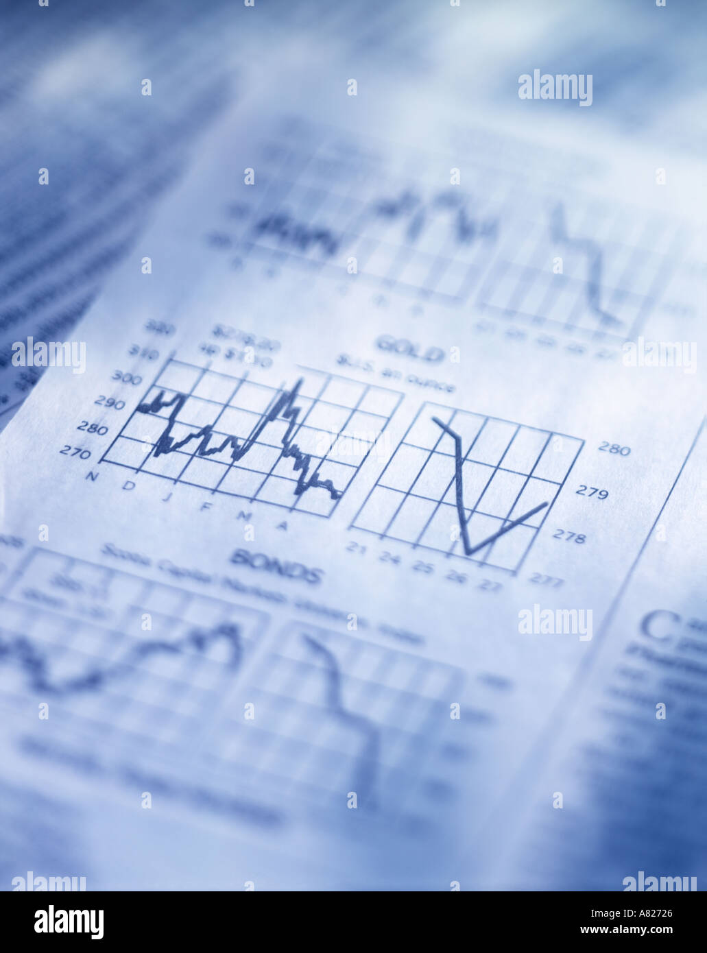 Newspaper graphs hi-res stock photography and images - Alamy