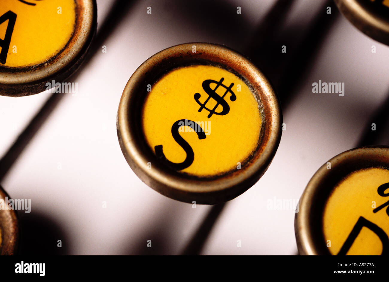 dollar key on typewriter Stock Photo - Alamy
