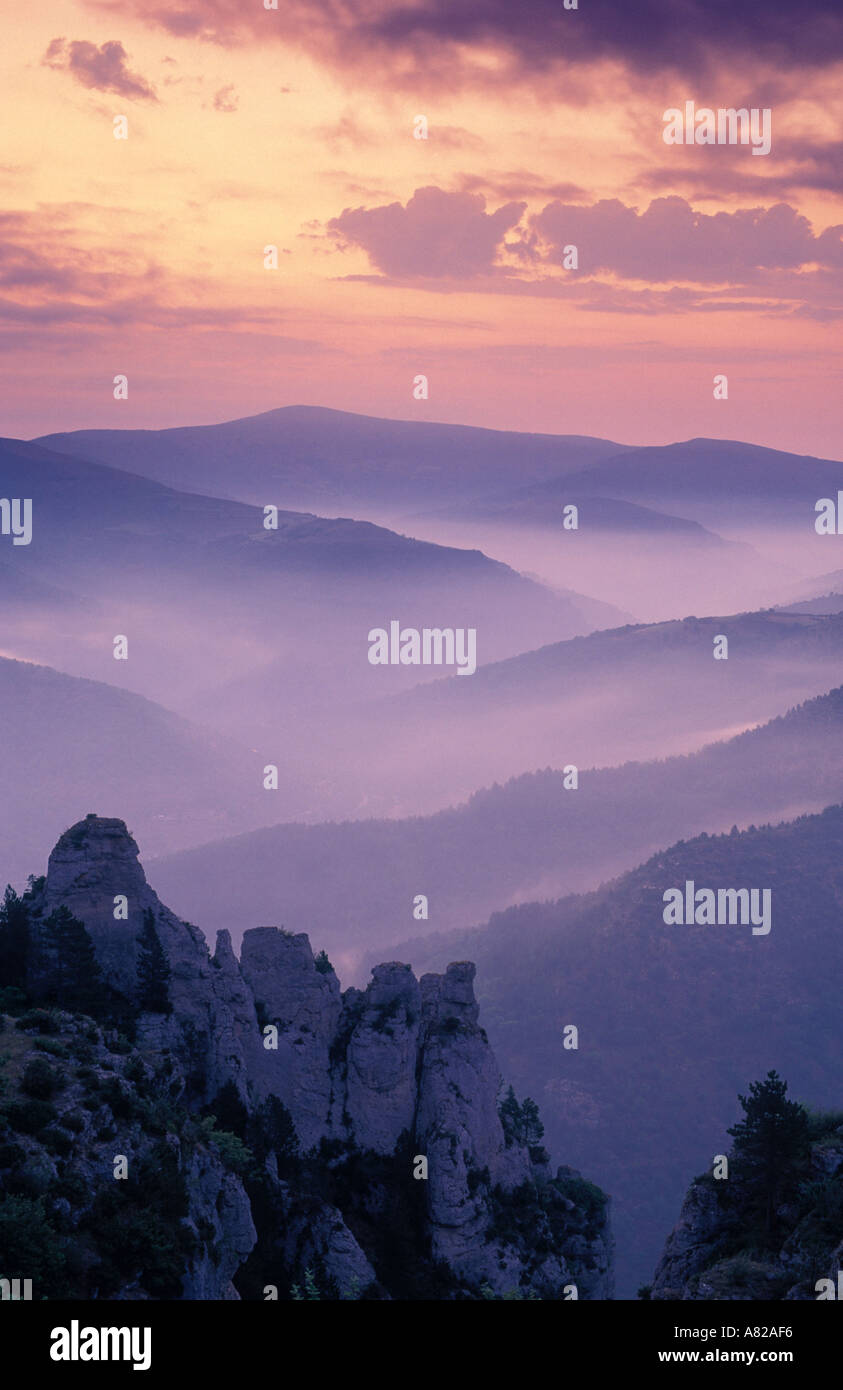 Firstlight hi-res stock photography and images - Alamy