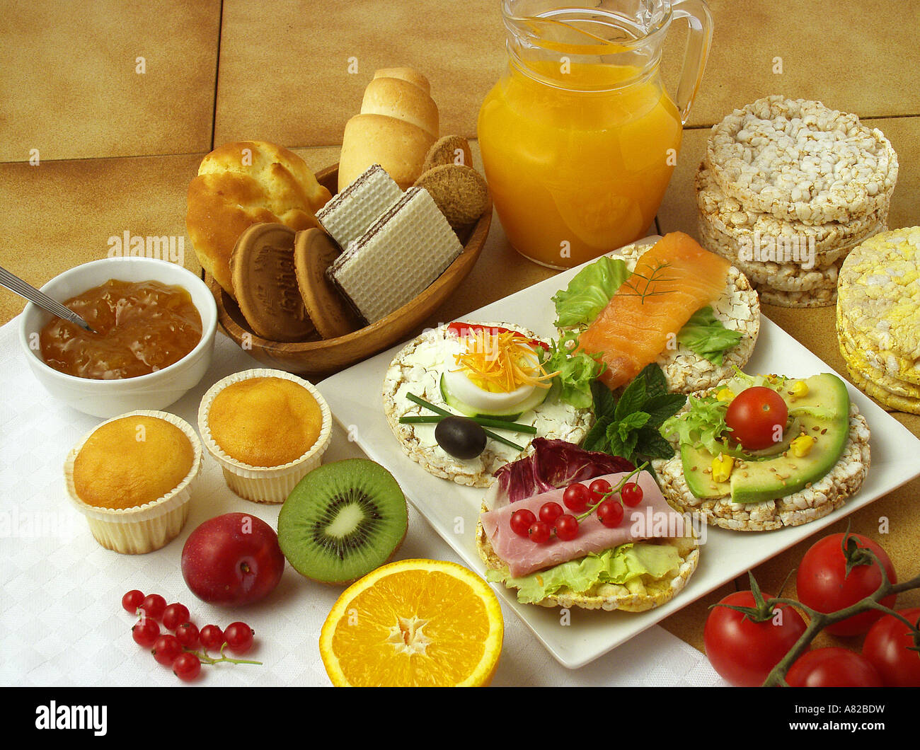 Cereals snacks light healthy breakfast hi-res stock photography and ...