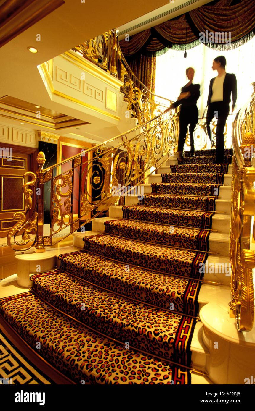 Dubai Gold Hotel Inside 📌Step Into A Dubai's Most Iconic And A