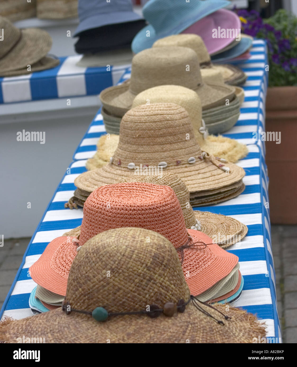 Women's straw hats. Seaside, Florida Stock Photo - Alamy