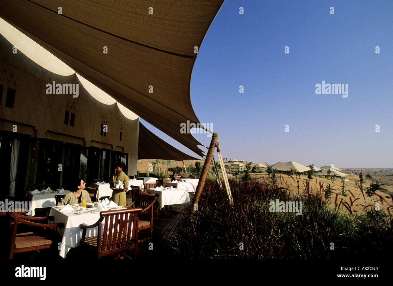Emirates lunch hi-res stock photography and images - Alamy