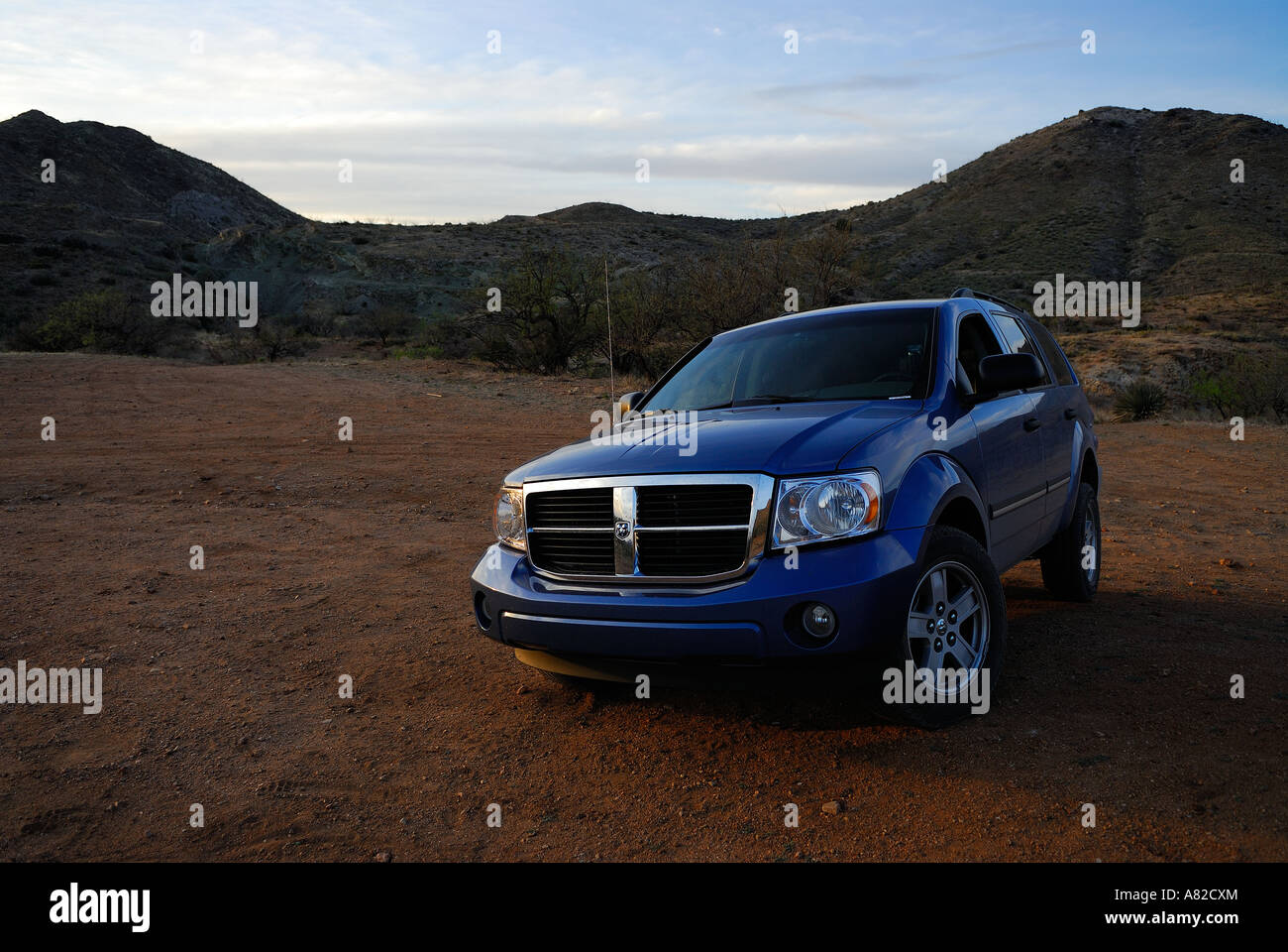 Dodge durango car hi-res stock photography and images - Alamy