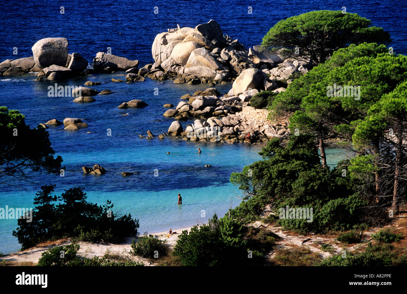 Plage de palombaggia corse hi-res stock photography and images - Alamy