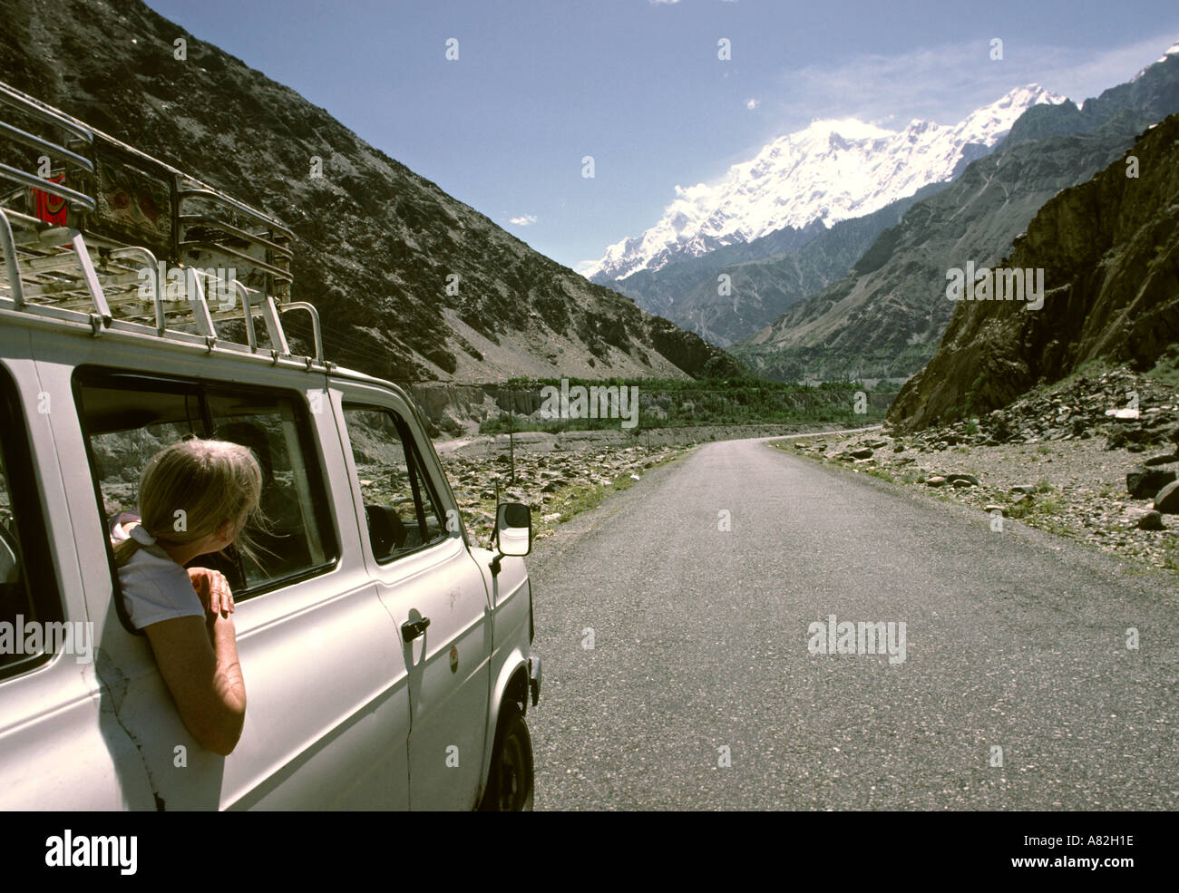Pakistan Azad Kashmir Hunza Mount Rakaposhi 7788m Minibus on Karakoram ...