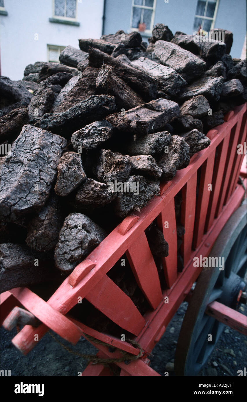 Fuel cart hi-res stock photography and images - Alamy