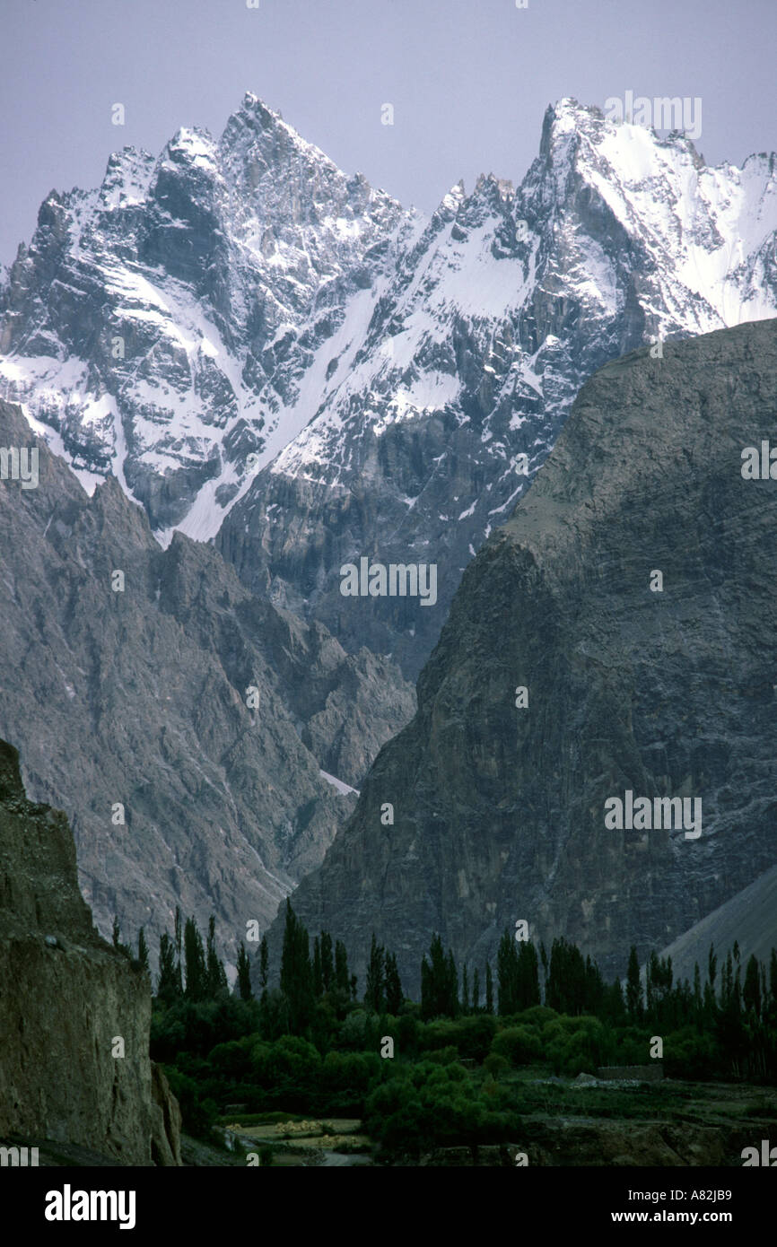 Pakistan Azad Kashmir Gulmit Mount Batura Upper Hunza river valley ...