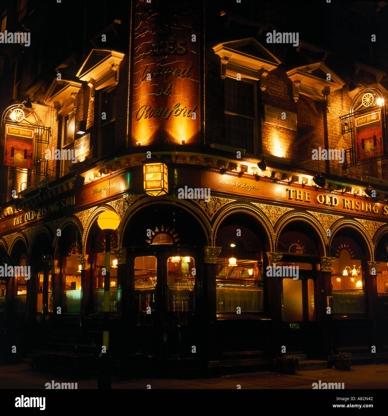 The Old Rising Sun in Marylebone High Street London Stock Photo - Alamy