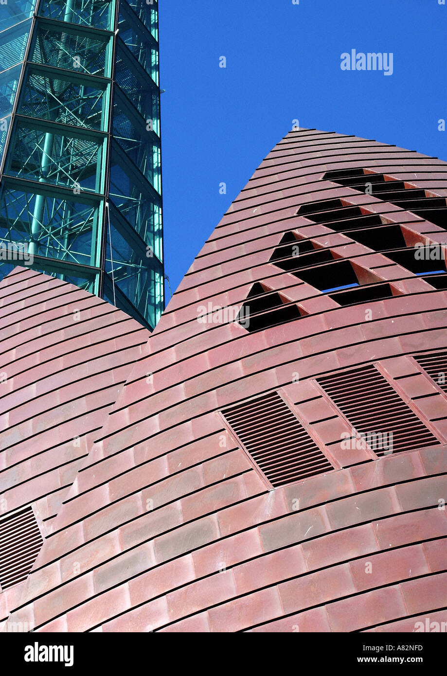 Spectacular futuristic towers and skyscrapers hi-res stock photography ...