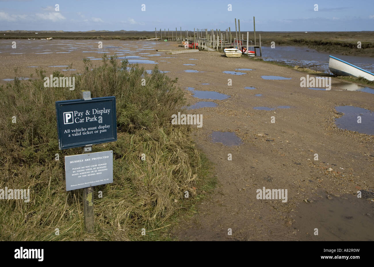 Low tide and high tide hi-res stock photography and images - Alamy