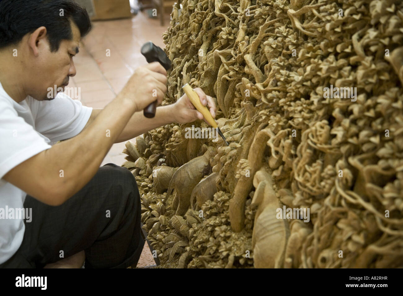 Wood carver work thailand hi-res stock photography and images - Alamy