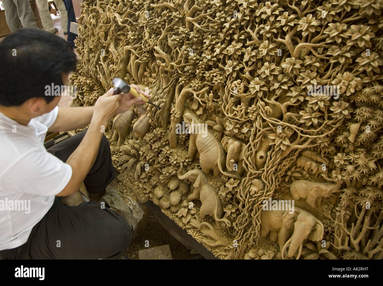 Wood carver work thailand hi-res stock photography and images - Alamy