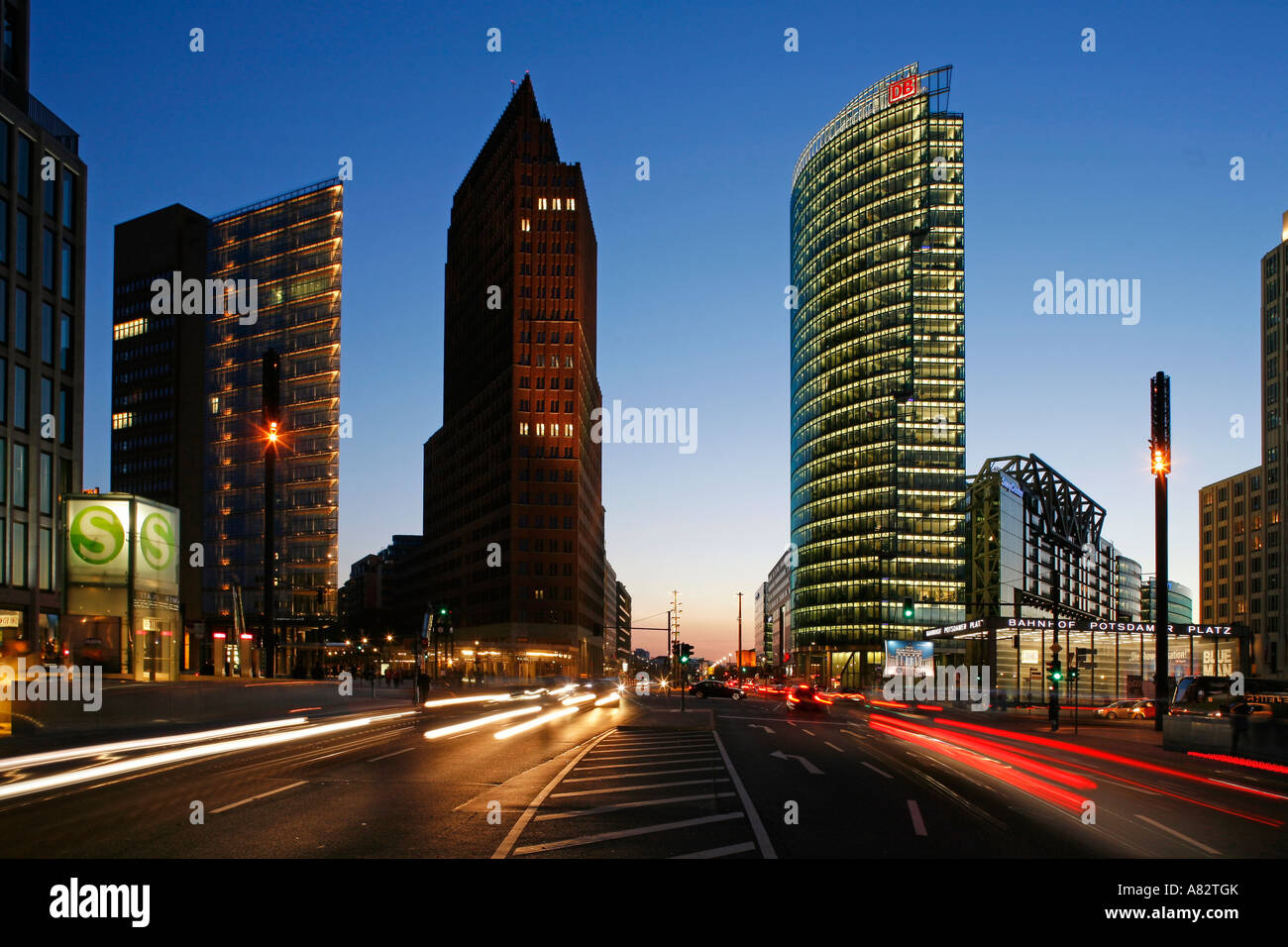 Germany berlin tower deutsche hi-res stock photography and images - Alamy