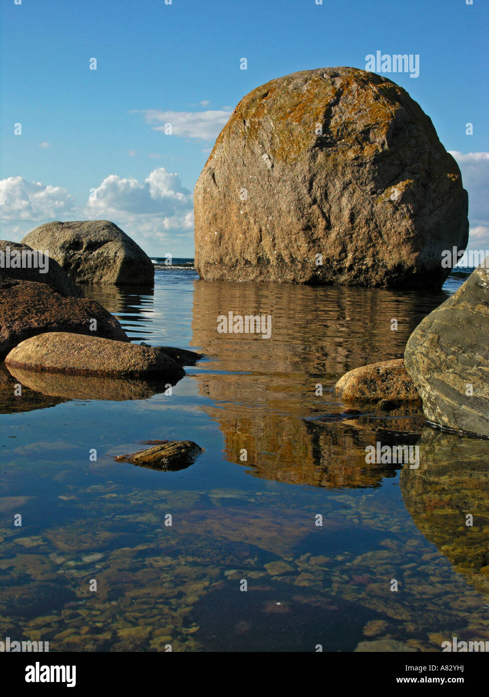 rocks in water Stock Photo - Alamy