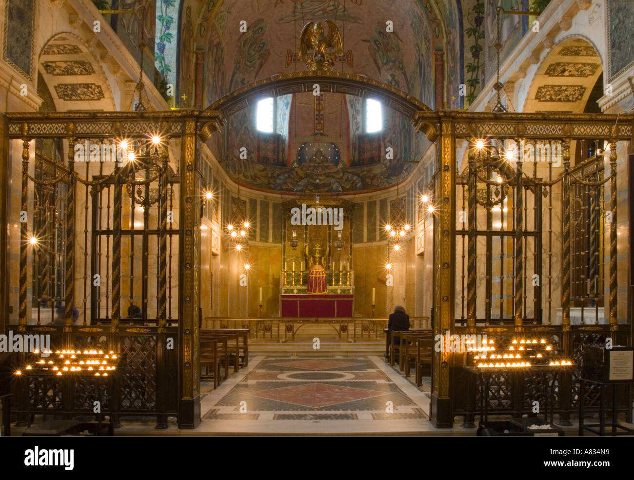 Westminster cathedral catholic church victoria hi-res stock photography ...