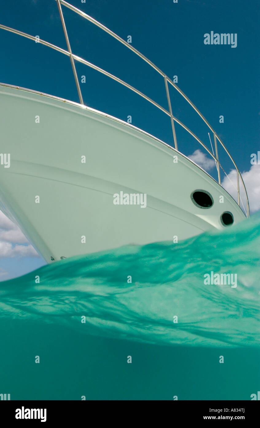 Under over of Sea Ray Four Twenty AC Nassau Bahamas Islands Stock Photo ...