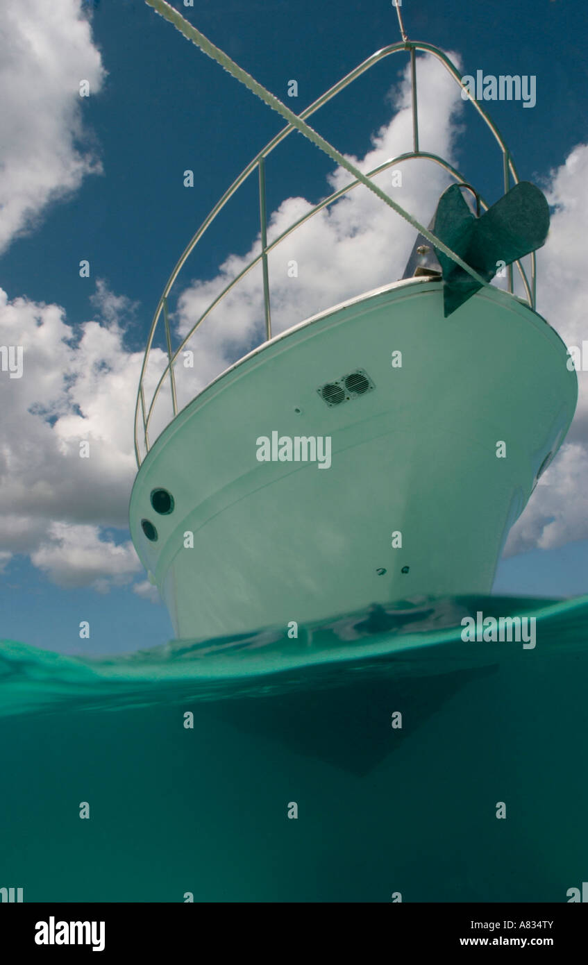 Under over of Sea Ray Four Twenty AC Nassau Bahamas Islands Stock Photo ...