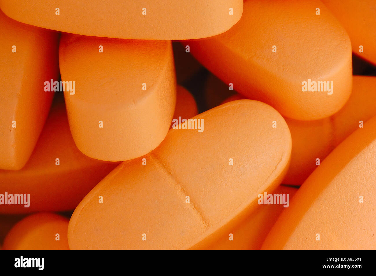 Scored tablets hi-res stock photography and images - Alamy