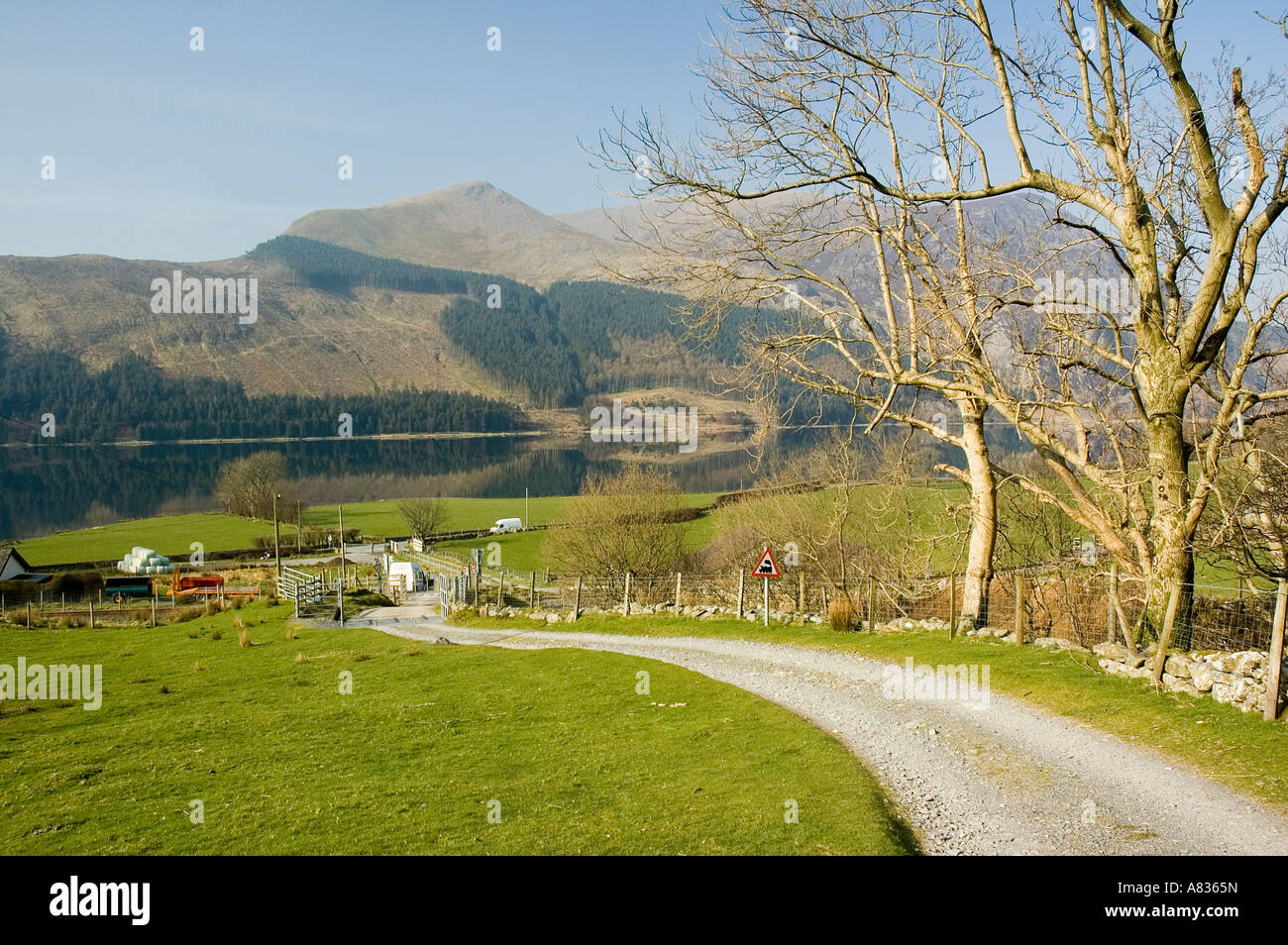 Snowdon mountain ranger path hi-res stock photography and images - Alamy