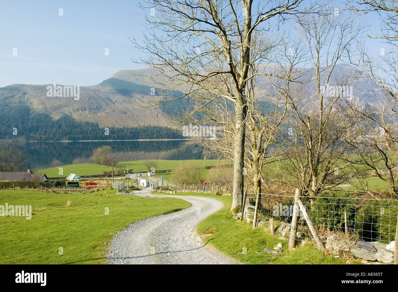 Ranger path snowdon hi-res stock photography and images - Alamy