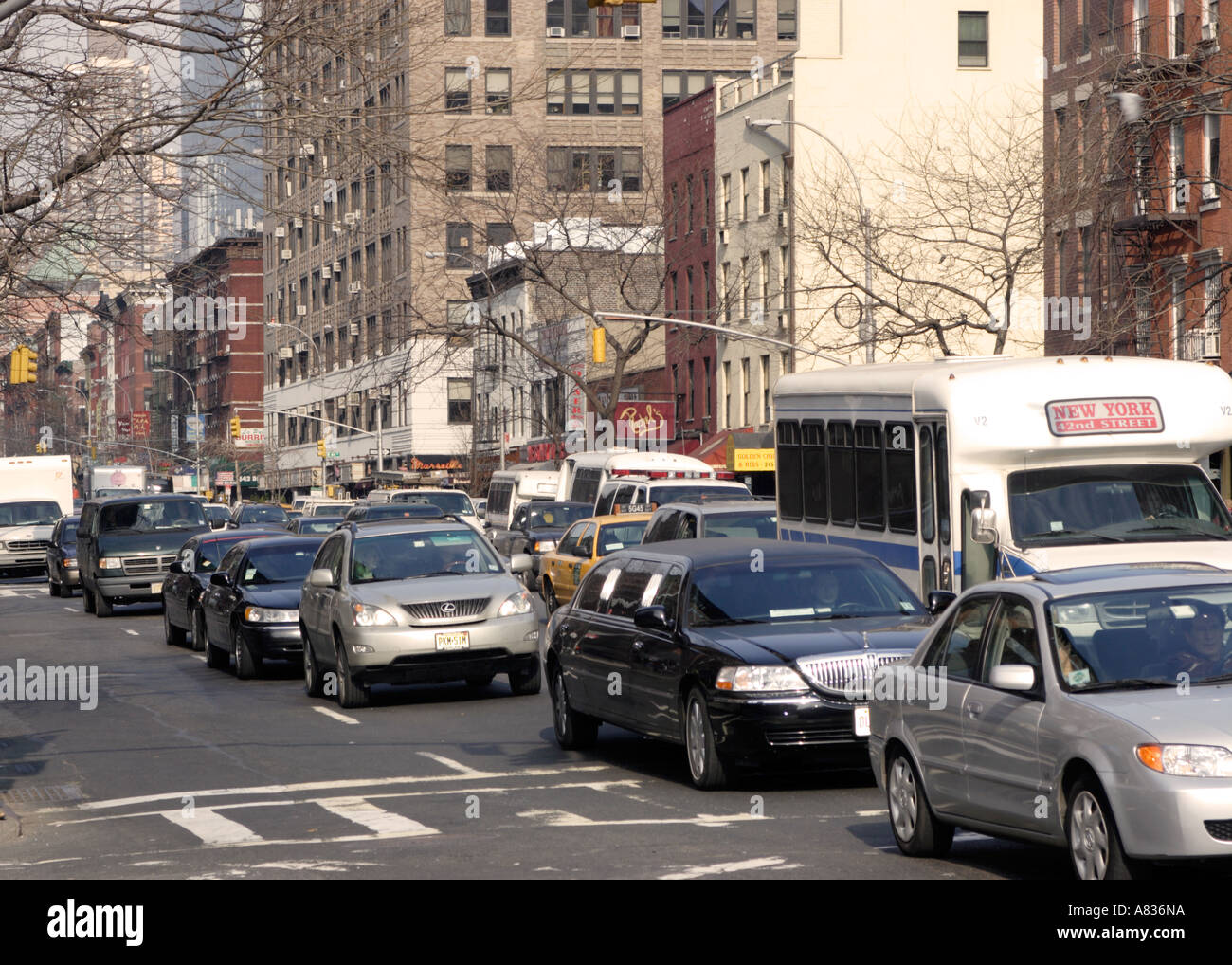 Traffic on busy street in New York City Stock Photo - Alamy