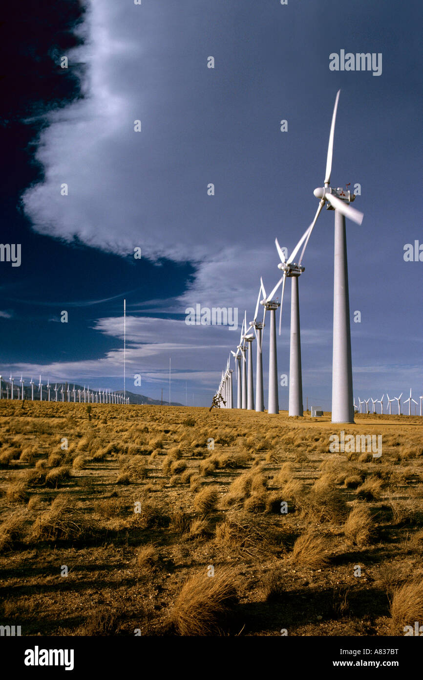 Hundreds of acres of wind farms operate in south central California ...