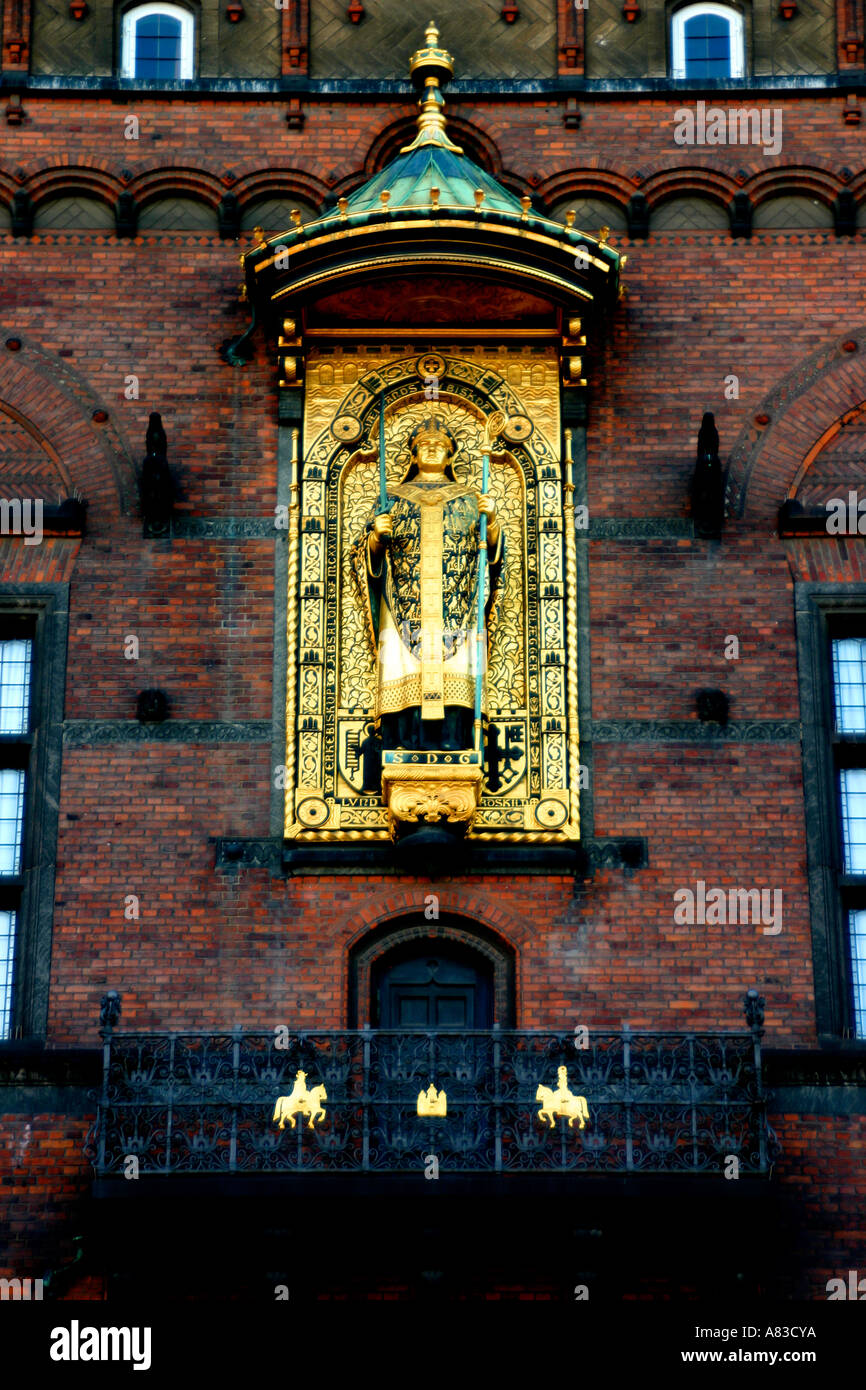 Bishop absalon founder copenhagen hi-res stock photography and images ...