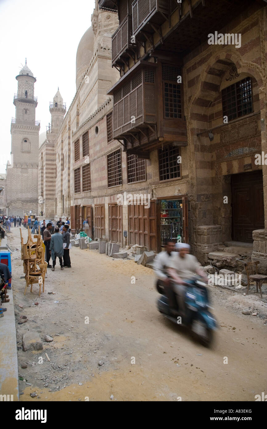 Street scene in Islamic Cairo Stock Photo - Alamy