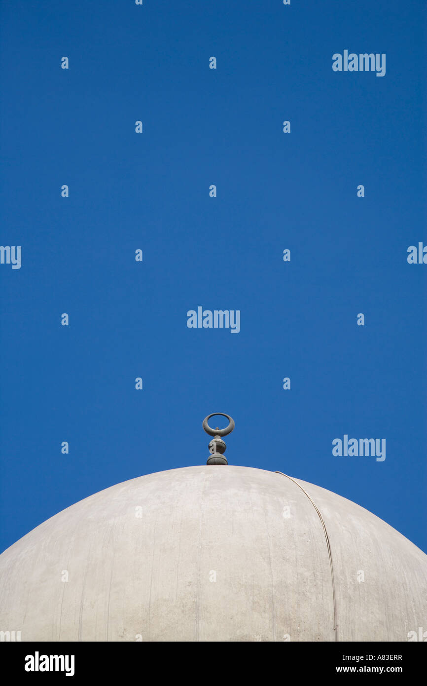 Dome of a mausoleum in Islamic Cairo Stock Photo - Alamy