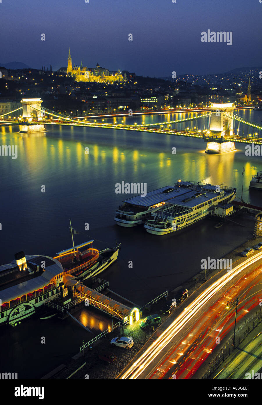 Chain bridge fishermens bastion hi-res stock photography and images - Alamy