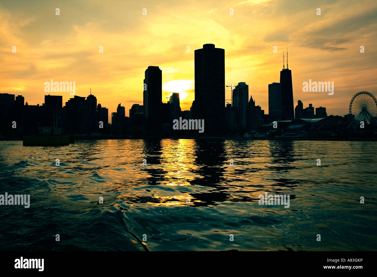 Downtown Chicago Illinois at sunset Stock Photo - Alamy