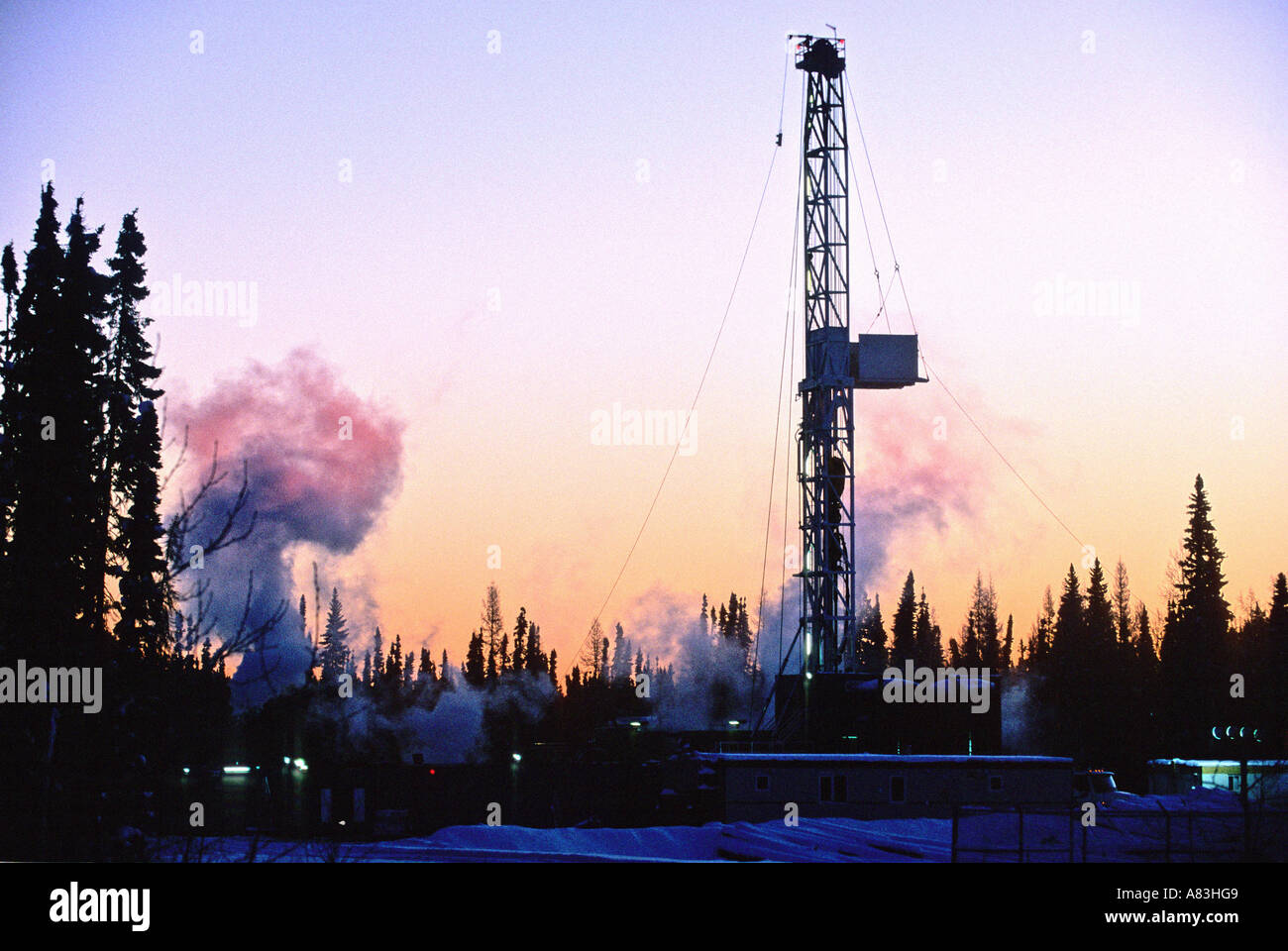 Drilling tower hi-res stock photography and images - Alamy
