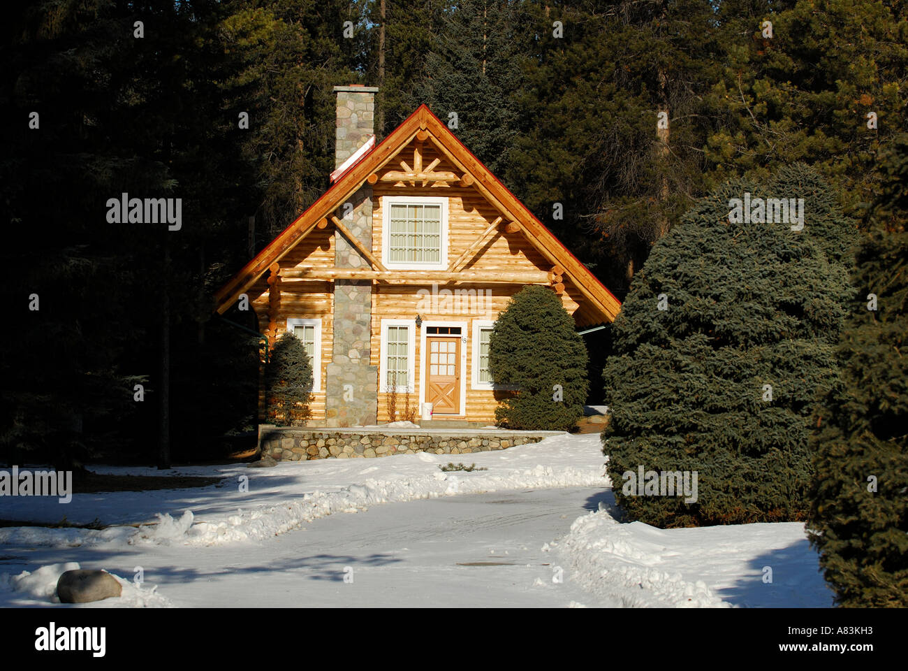 A little log cabin Stock Photo - Alamy