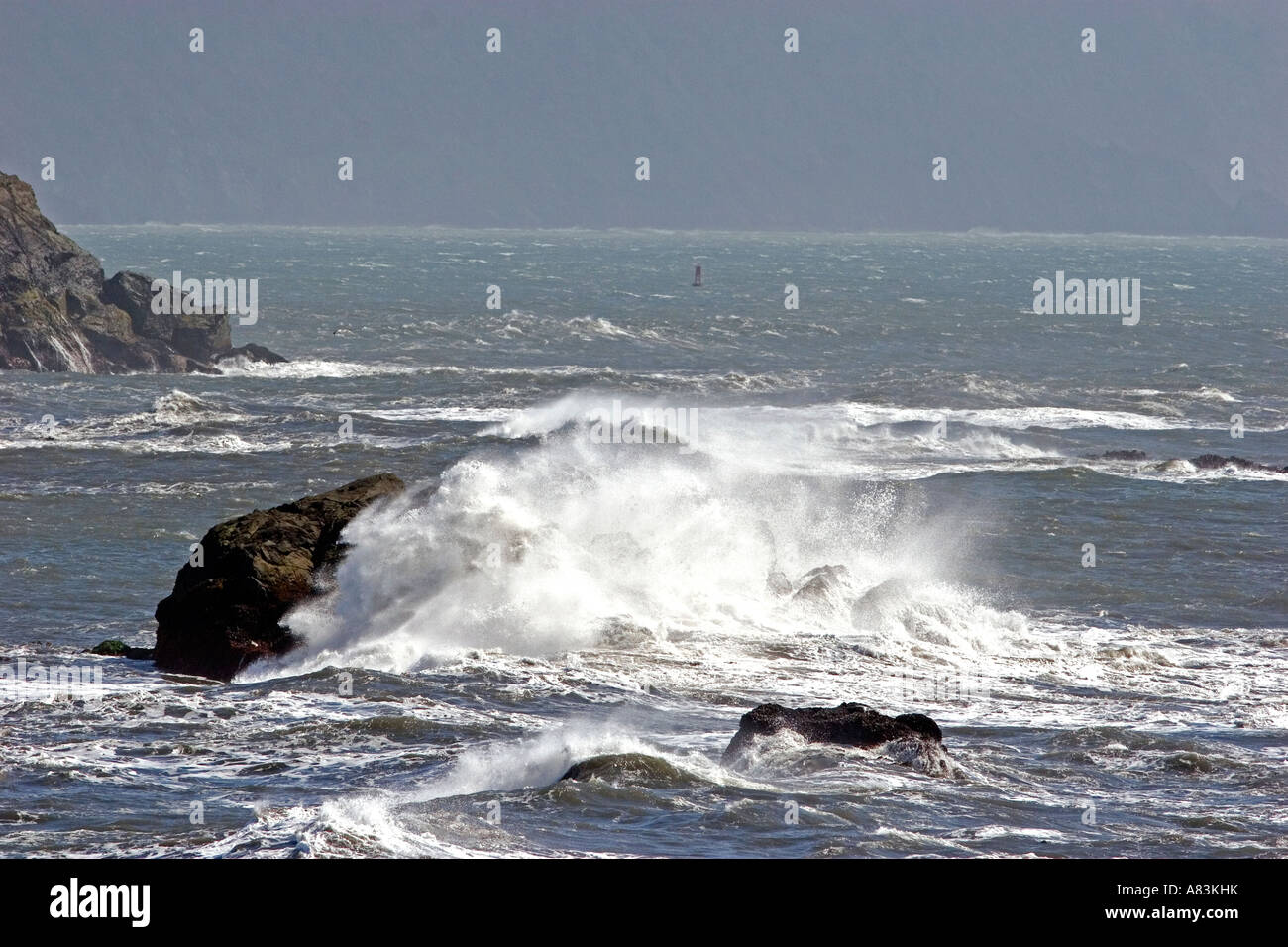 The waves crash on the rocks hi-res stock photography and images - Alamy
