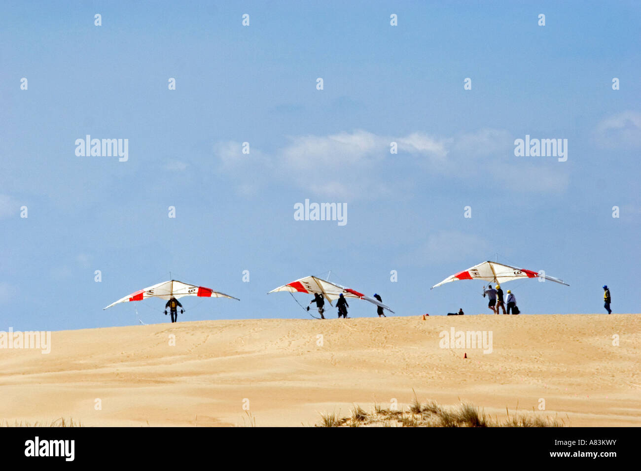 Outer banks north carolina hang gliding hi-res stock photography and ...