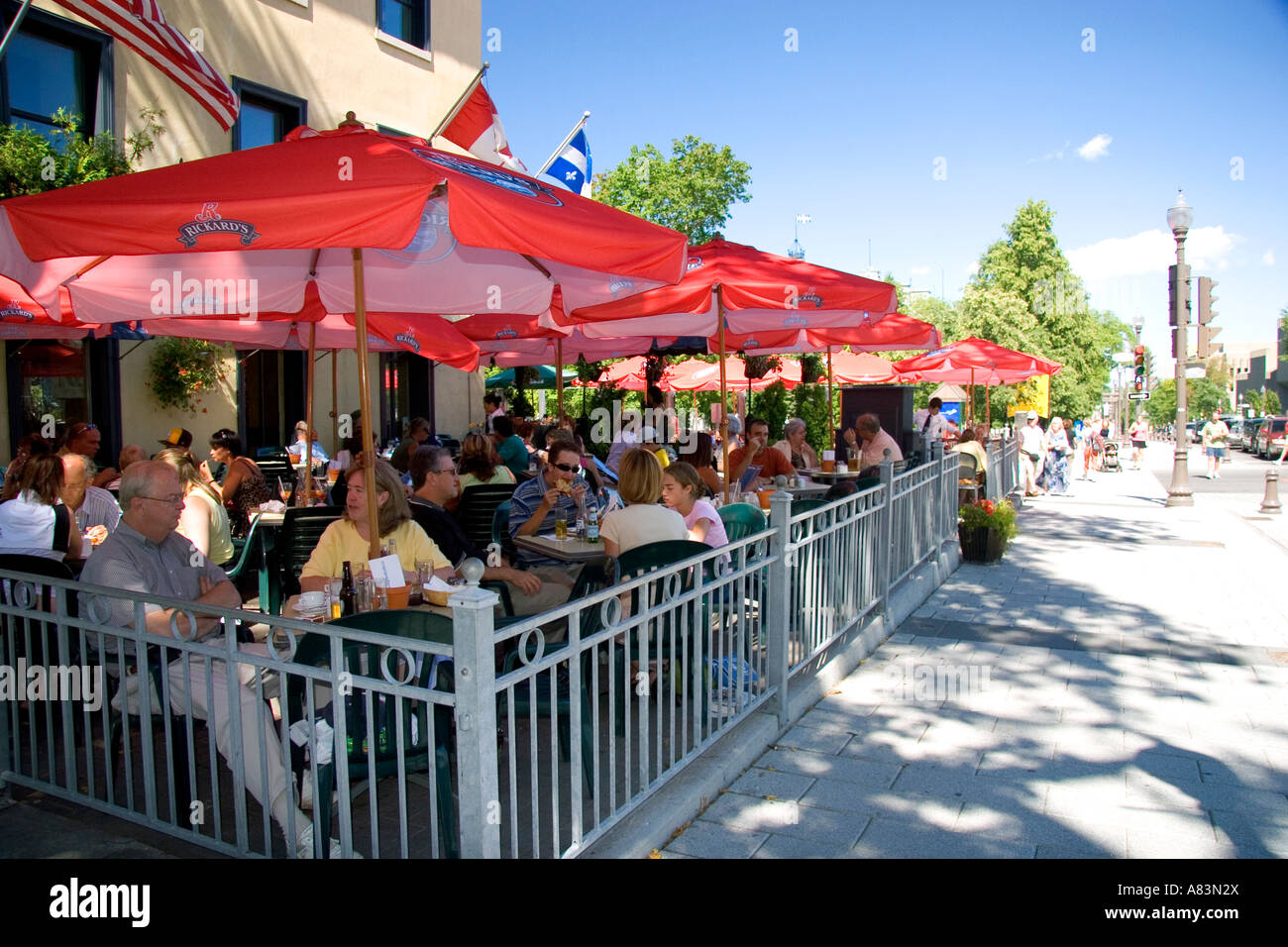 Outdoor cafes quebec city quebec hi-res stock photography and images ...