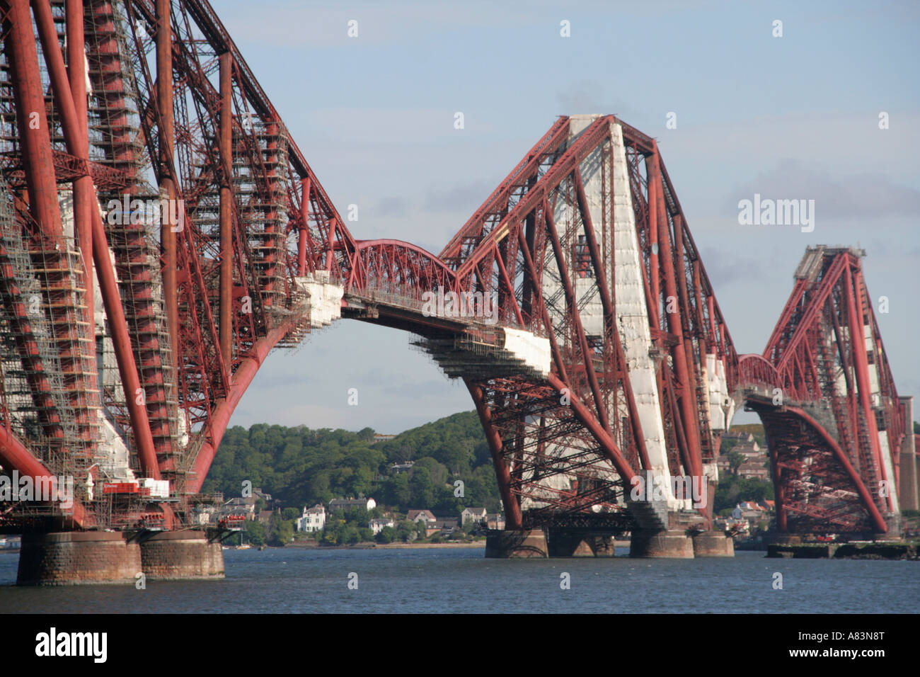 Forth railway bridge hi-res stock photography and images - Alamy