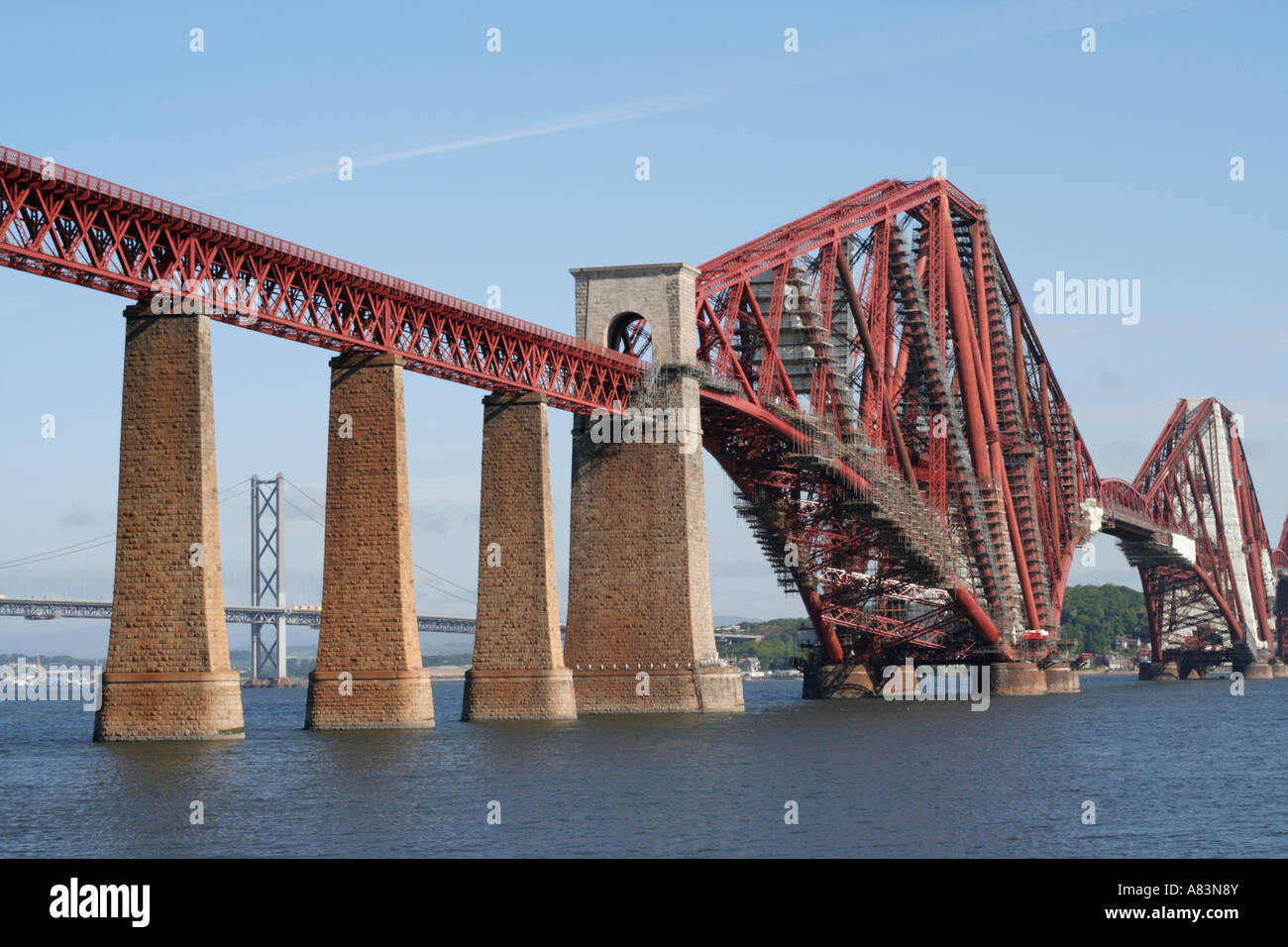 Benjamin baker forth road bridge hi-res stock photography and images ...