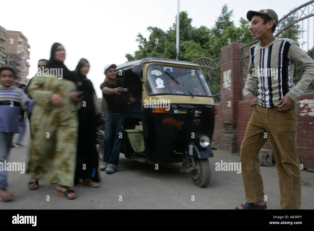 Locals on the street in Cairo, Egypt Stock Photo - Alamy